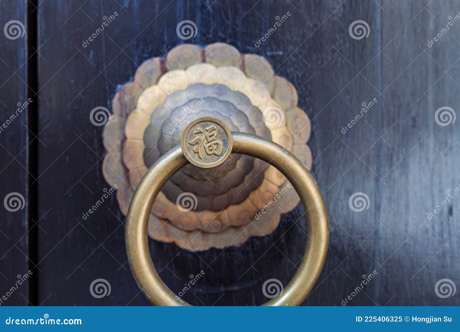 Chinese Ancient House Gate. Old Chinese House Gate Stock Image - Image ...