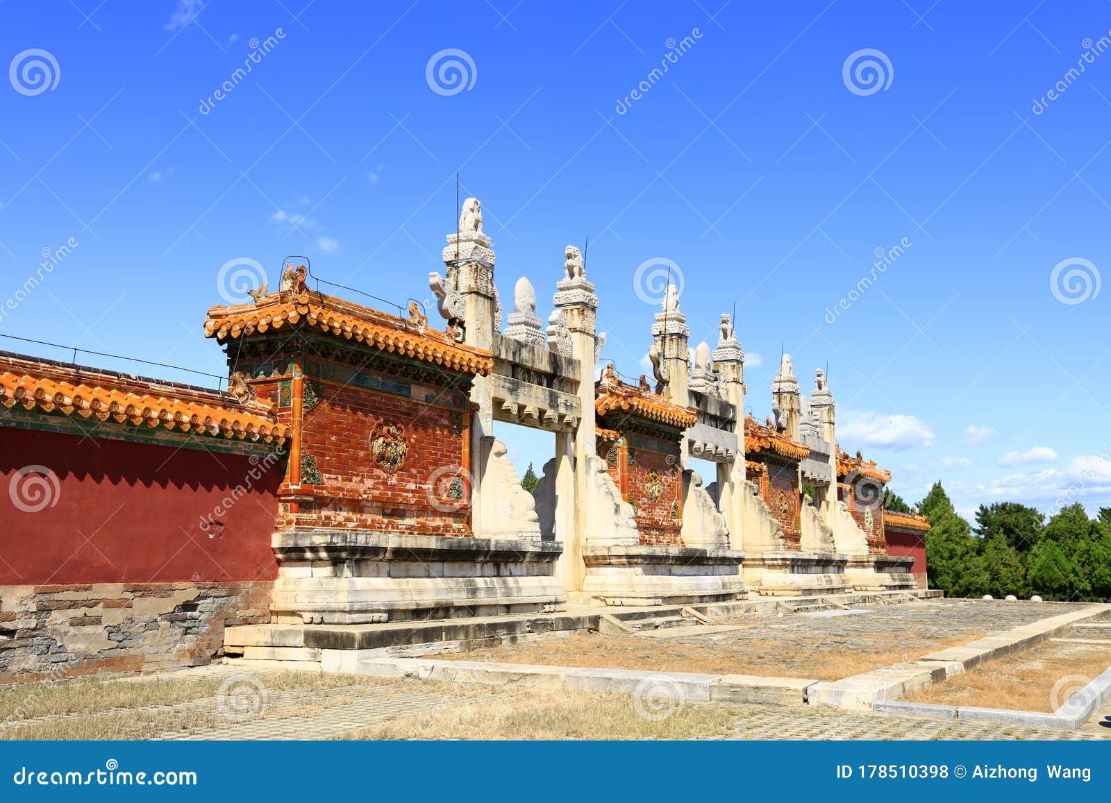 Chinese ancient stone arch stock photo. Image of historic - 178510398