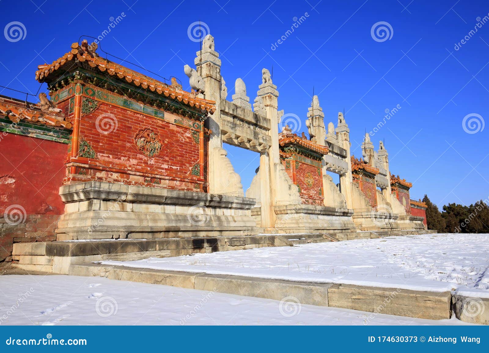 Chinese ancient stone arch stock image. Image of historic - 174630373