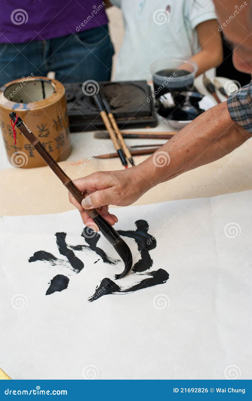 Chinese artist writing editorial photo. Image of tradition - 21692826