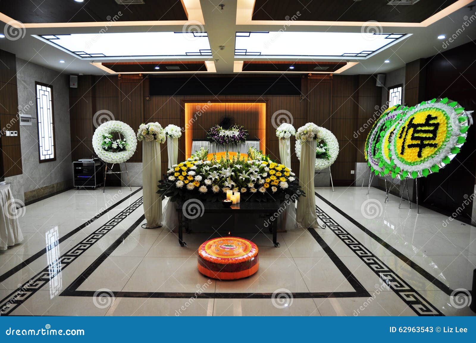 Chinese begrafenis redactionele stock foto. Image of boeket - 62963543