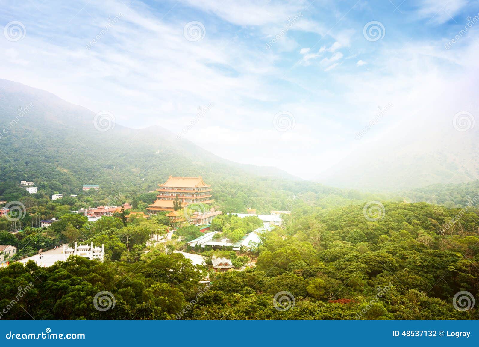 Chinese Buddhist Monastery in the Mountains. Stock Photo - Image of ...