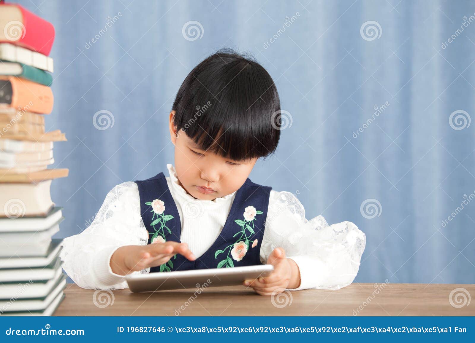 Chinese Children with Heavy Learning Burden Stock Photo - Image of ...