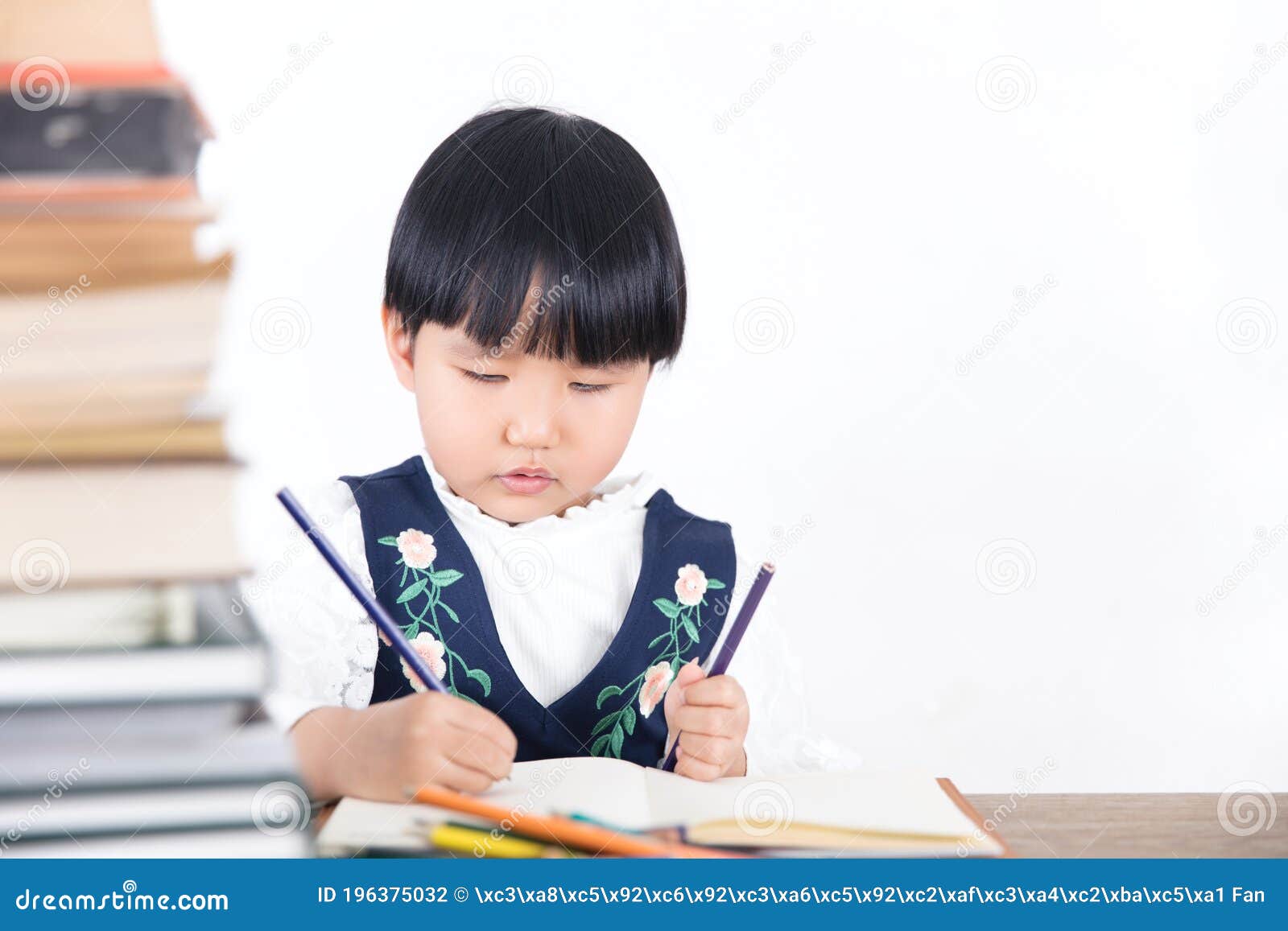 Chinese Children are Learning Indoors Stock Photo - Image of seriously ...