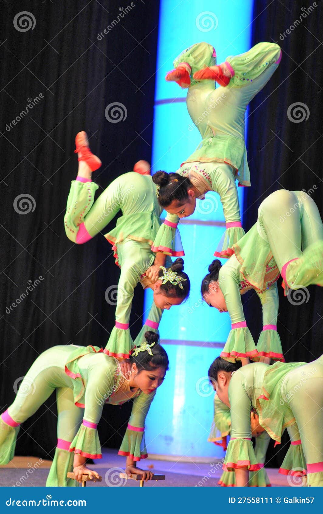 Chinese circus editorial photo. Image of masquerade, background - 27558111