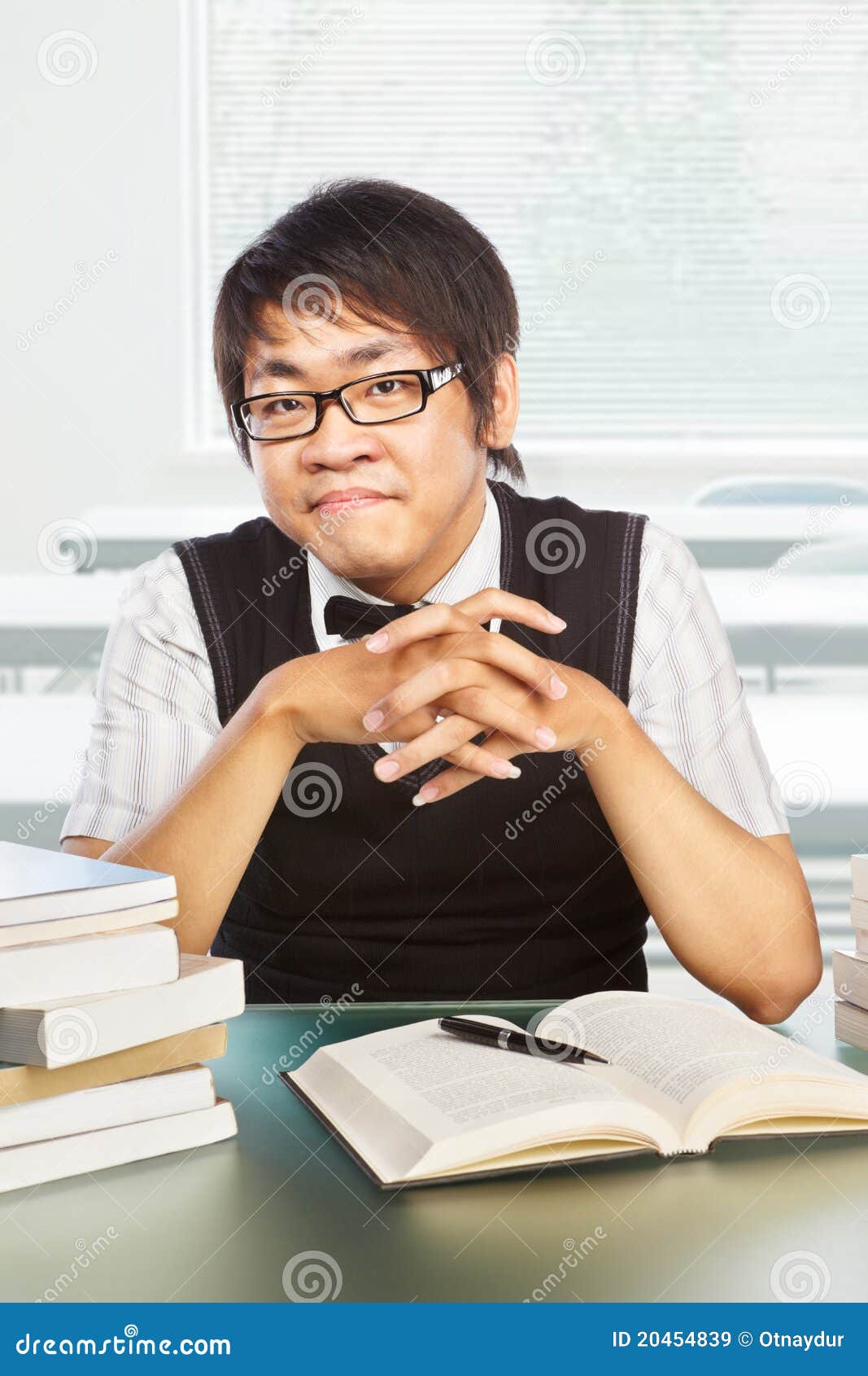 Chinese College Male Student Stock Image - Image of education, table ...