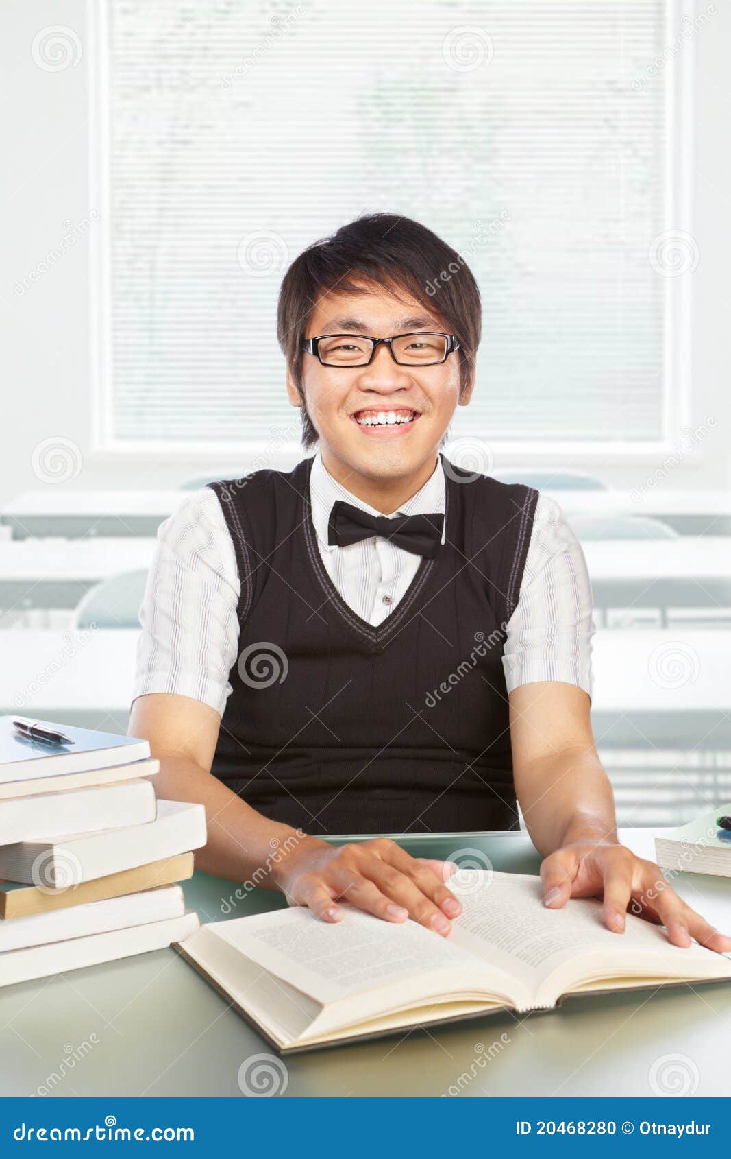 Chinese College Male Student Stock Photo - Image of education, glasses ...