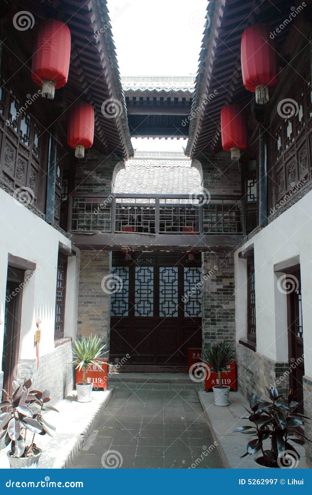 Chinese Courtyard stock image. Image of orient, oriental - 5262997