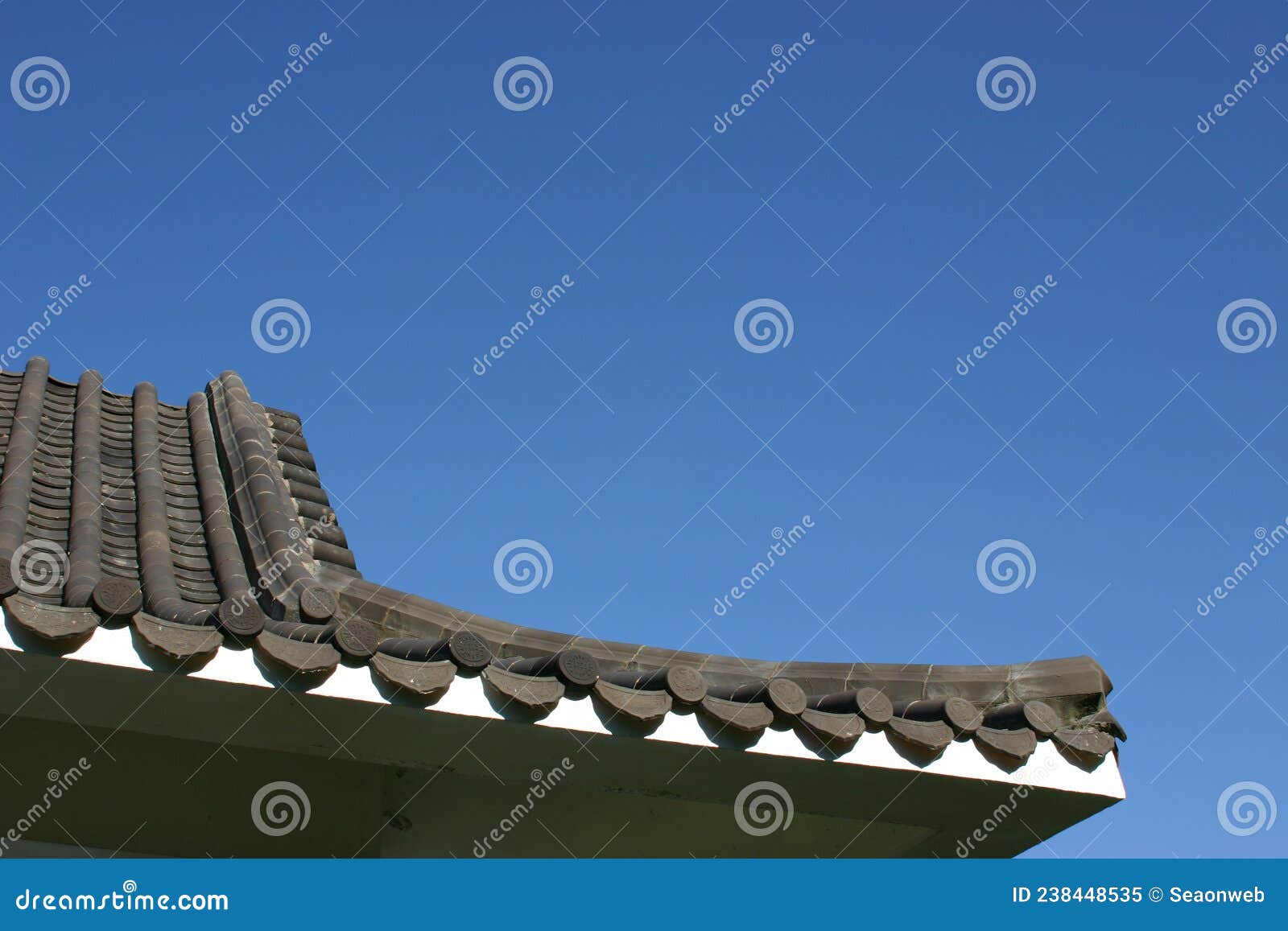 Corner Of Ancient Greek Temple Stock Photo | CartoonDealer.com #2465760