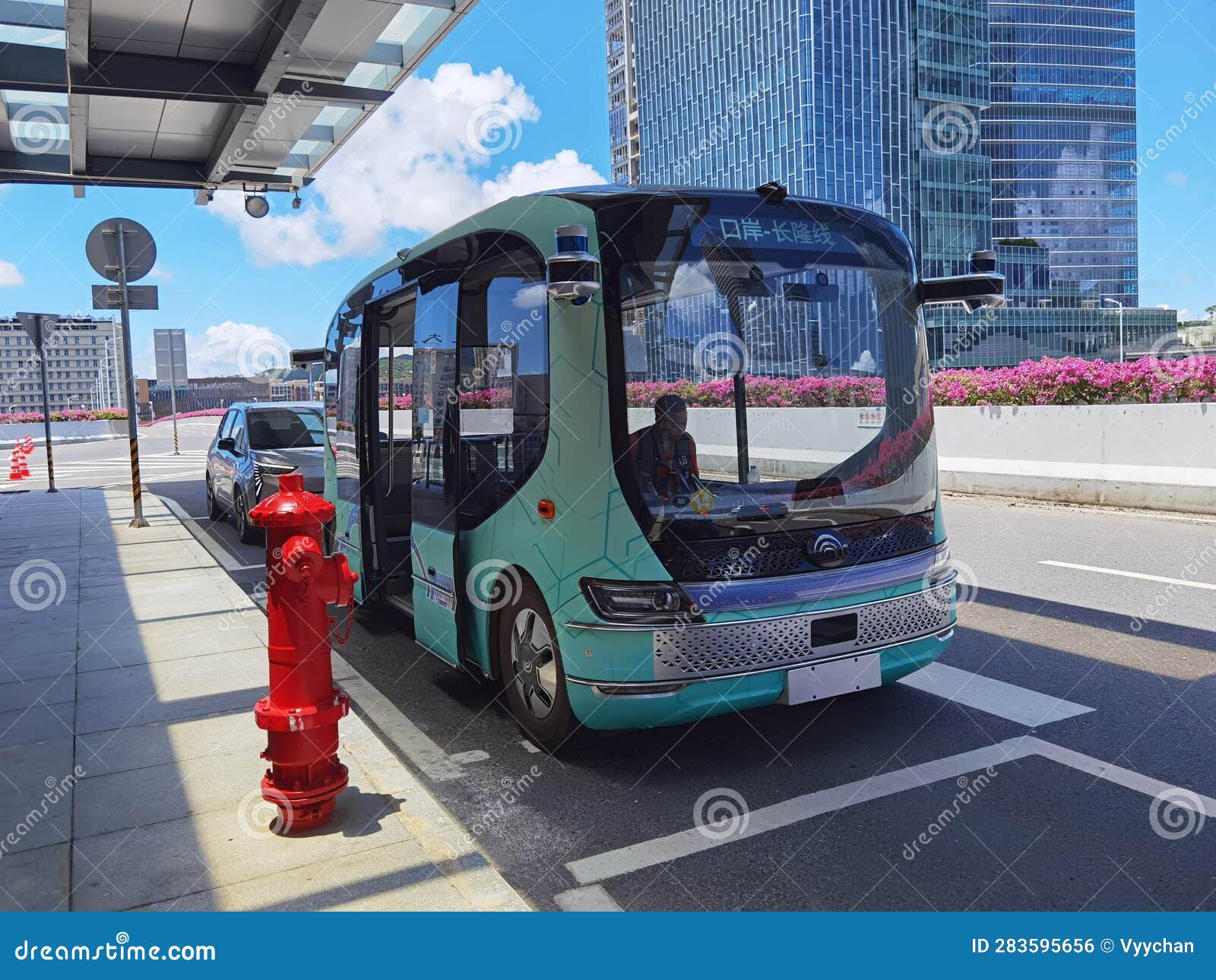 Chinese Electric Car Hengqin Port Driverless Bus Station GPS Auto Pilot ... Chinese Electric Car Hengqin Port Driverless Bus Station GPS Auto Pilot ...
