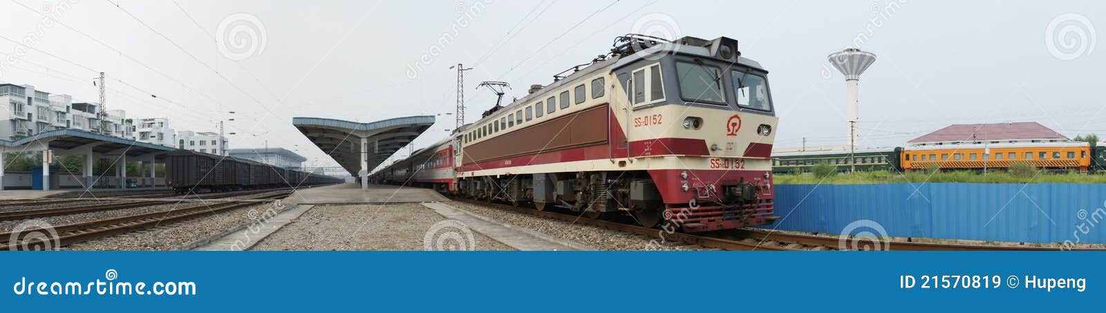 Chinese Electric Train Panorama Editorial Stock Image - Image of ...