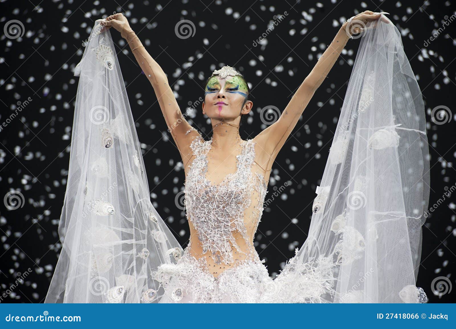 Chinese Famous Dancer Yang Liping Editorial Photo - Image of grace ...