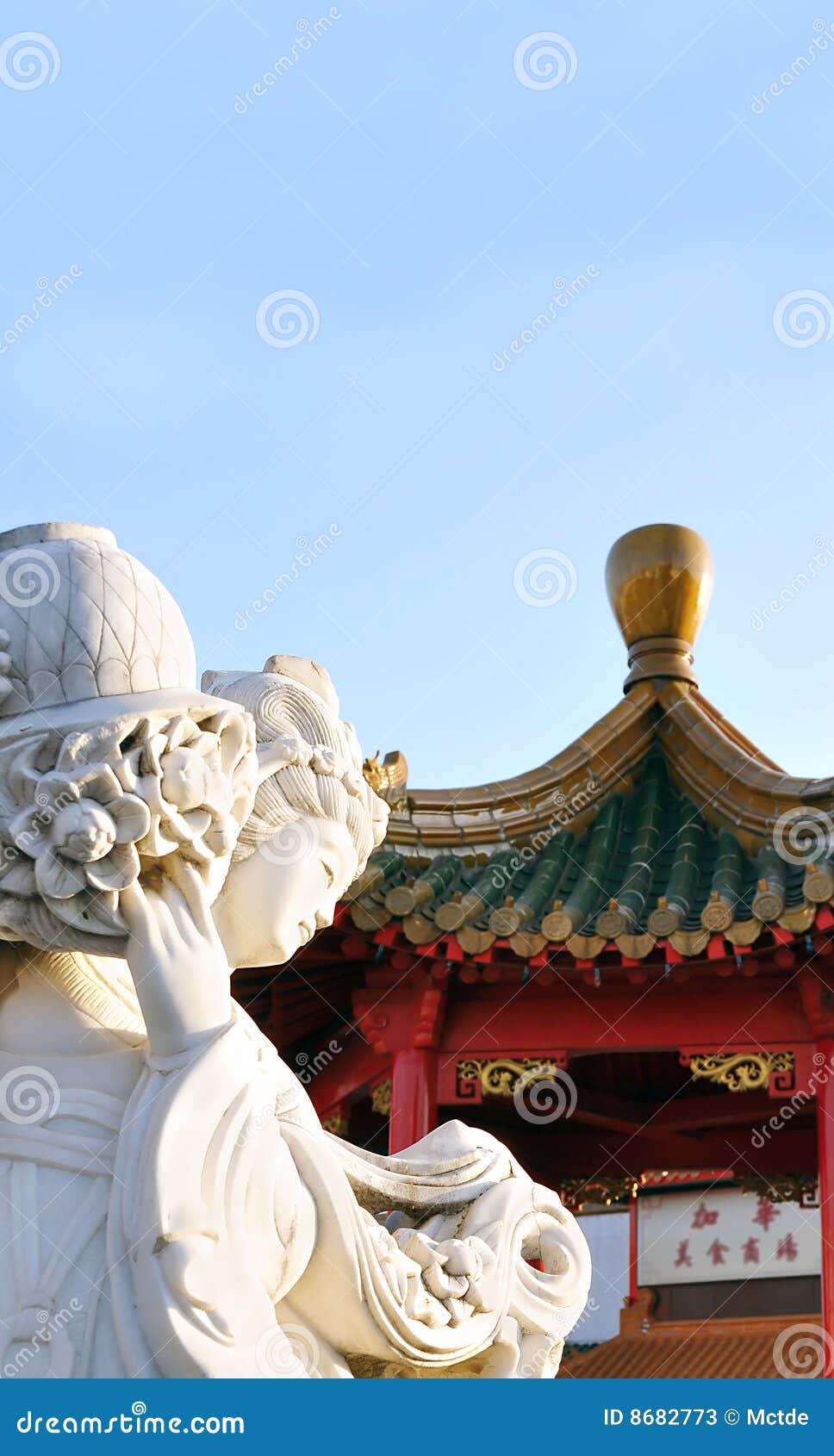 Chinese female statute stock image. Image of asia, decoration - 8682773