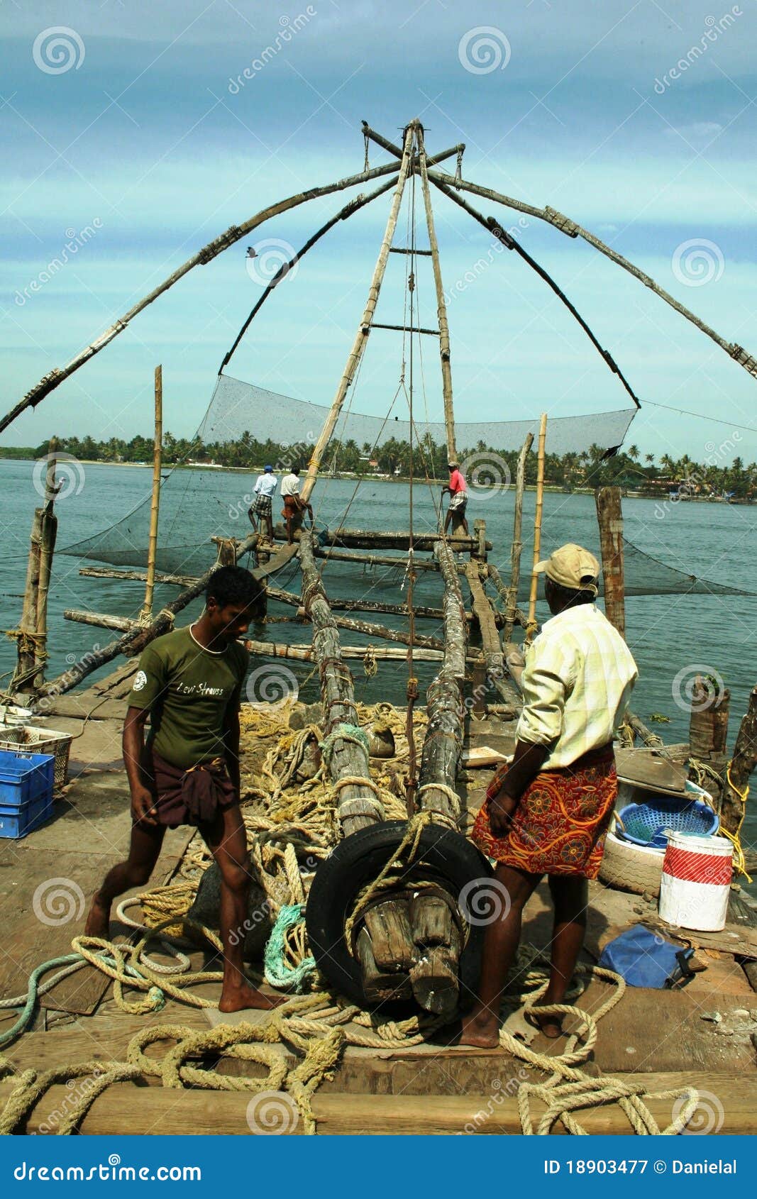 Chinese fishing net editorial photography. Image of rural - 18903477