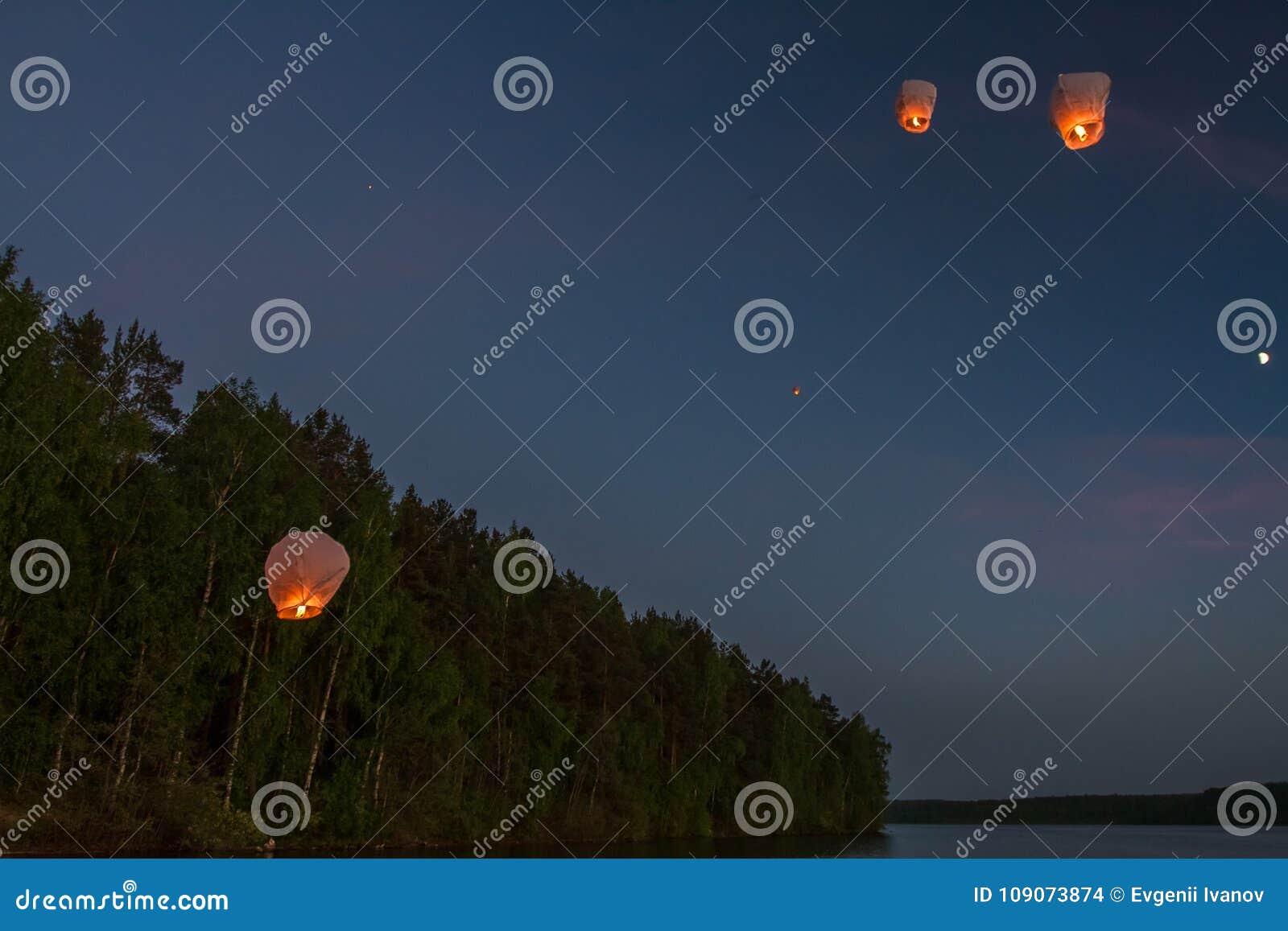 Chinese Flying Lanterns, Flying Over the Lake in the Dark Stock Photo ...
