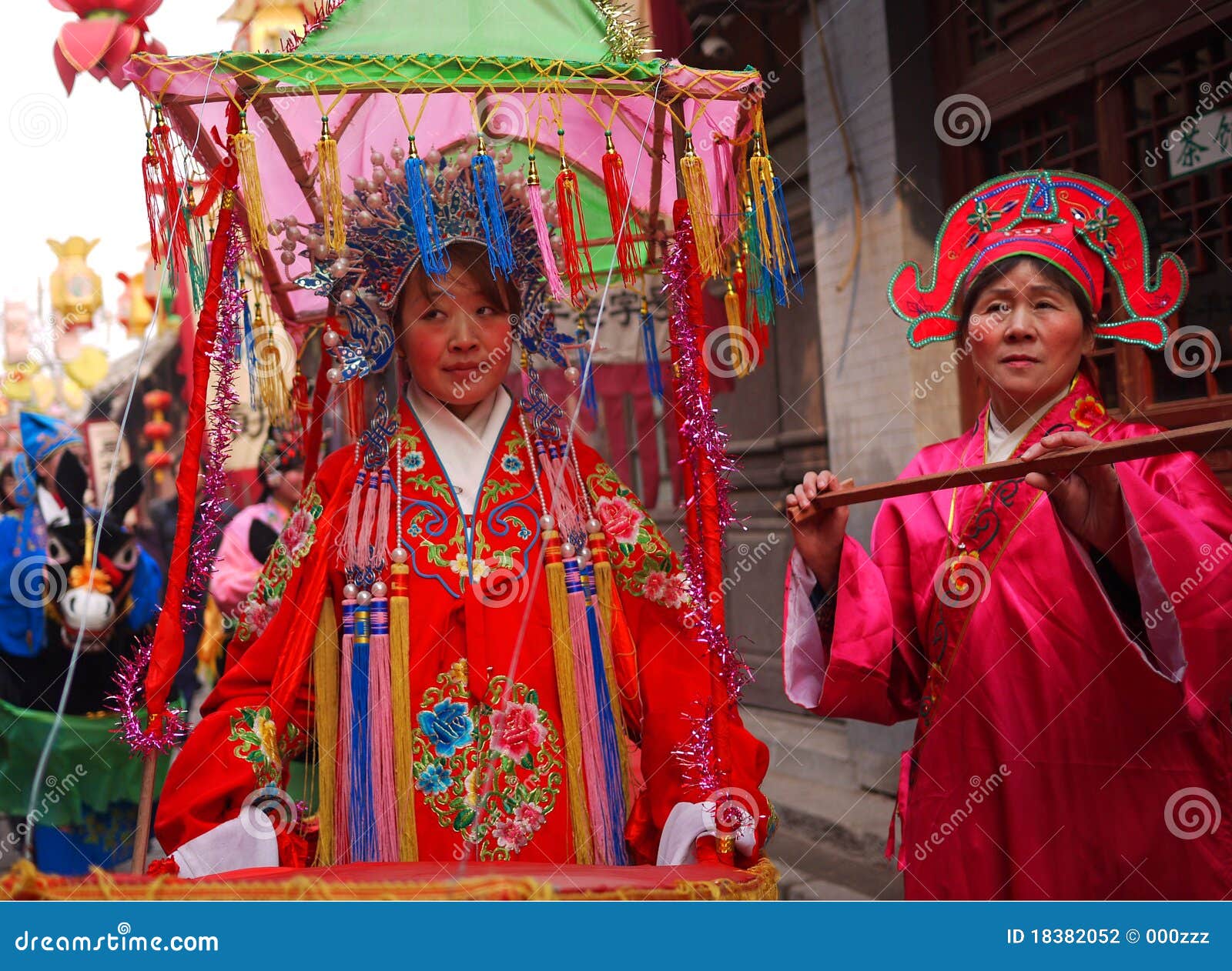Chinese Folk Dance Actress Editorial Image | CartoonDealer.com #18382052