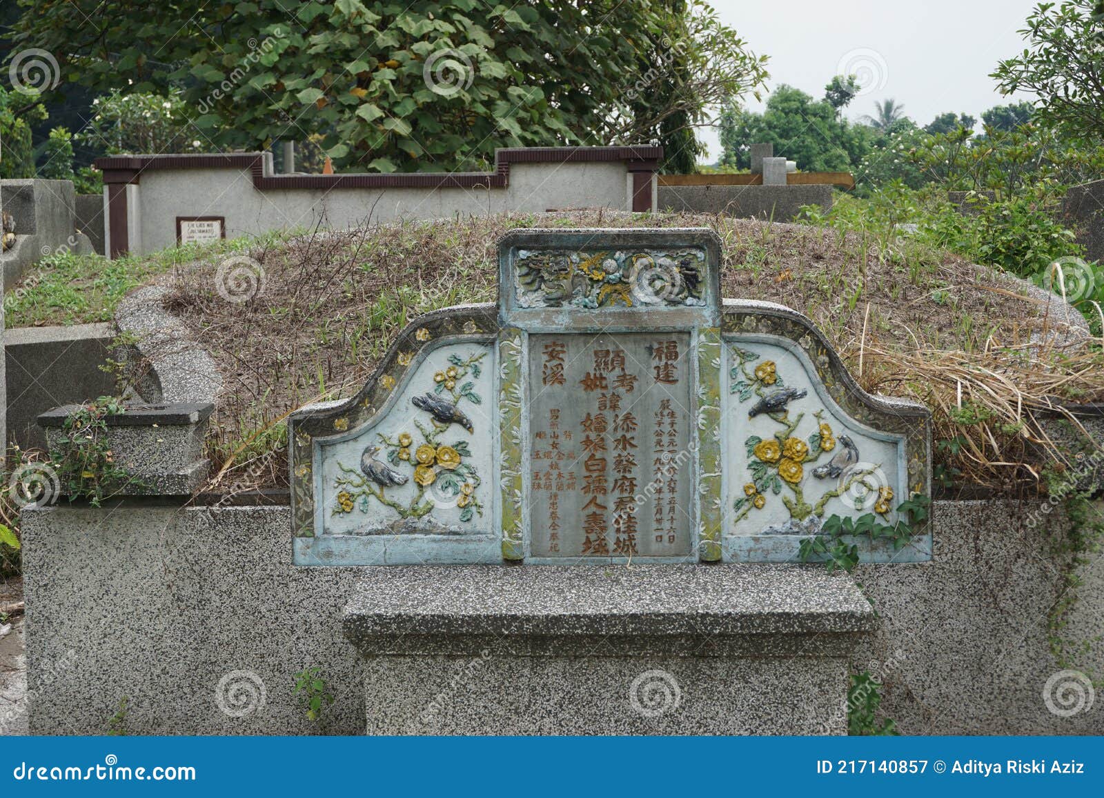 Chinese Graveyard with a Natural Background Editorial Photography ...