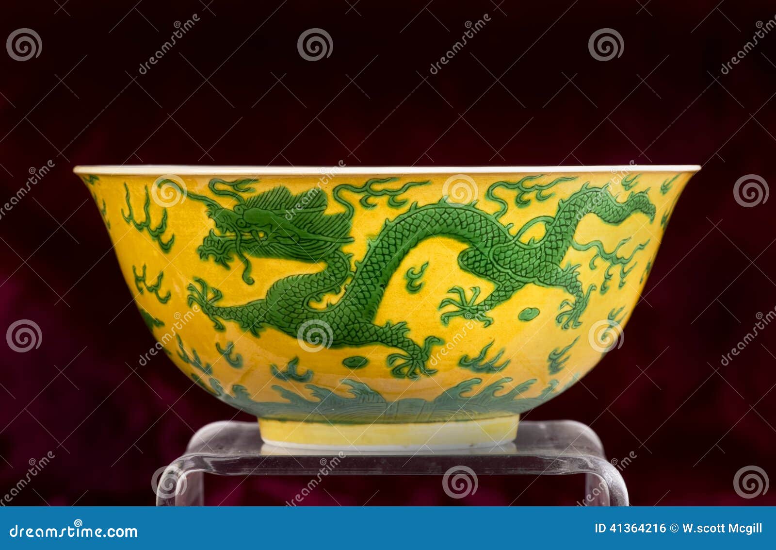 Chinese Groene En Gele Draakkom Redactionele Foto - Image of china ...