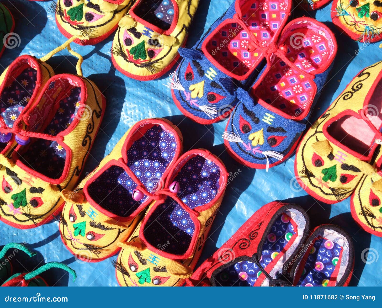 Chinese handicrafts stock photo. Image of features, gift - 11871682