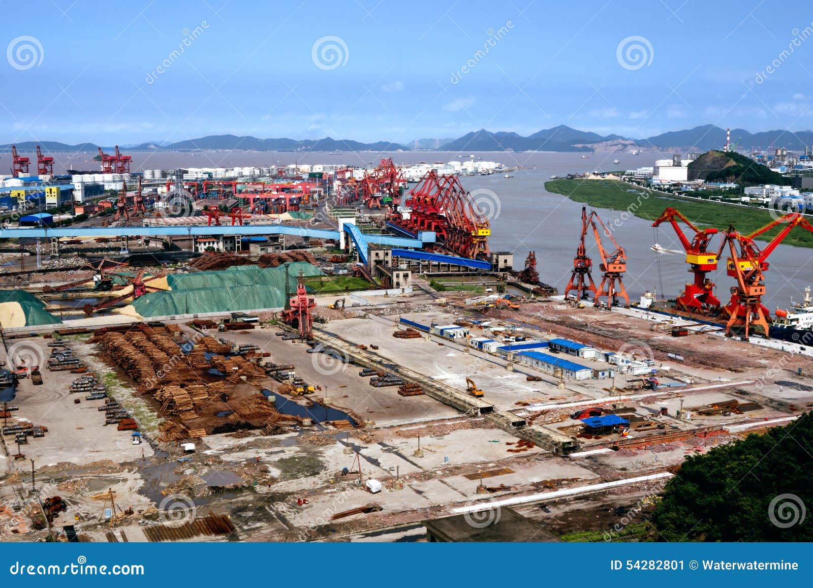 Chinese harbour stock image. Image of oceanshipping, harbour - 54282801