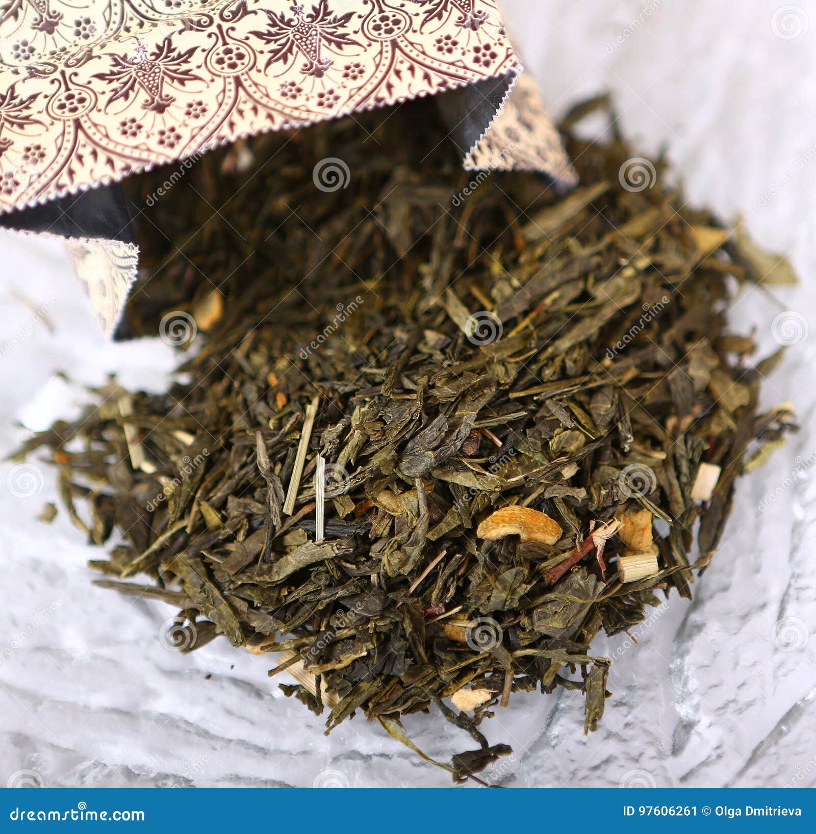 Chinese Herbal Green Tea with Ginger Stock Image - Image of chamomile ...