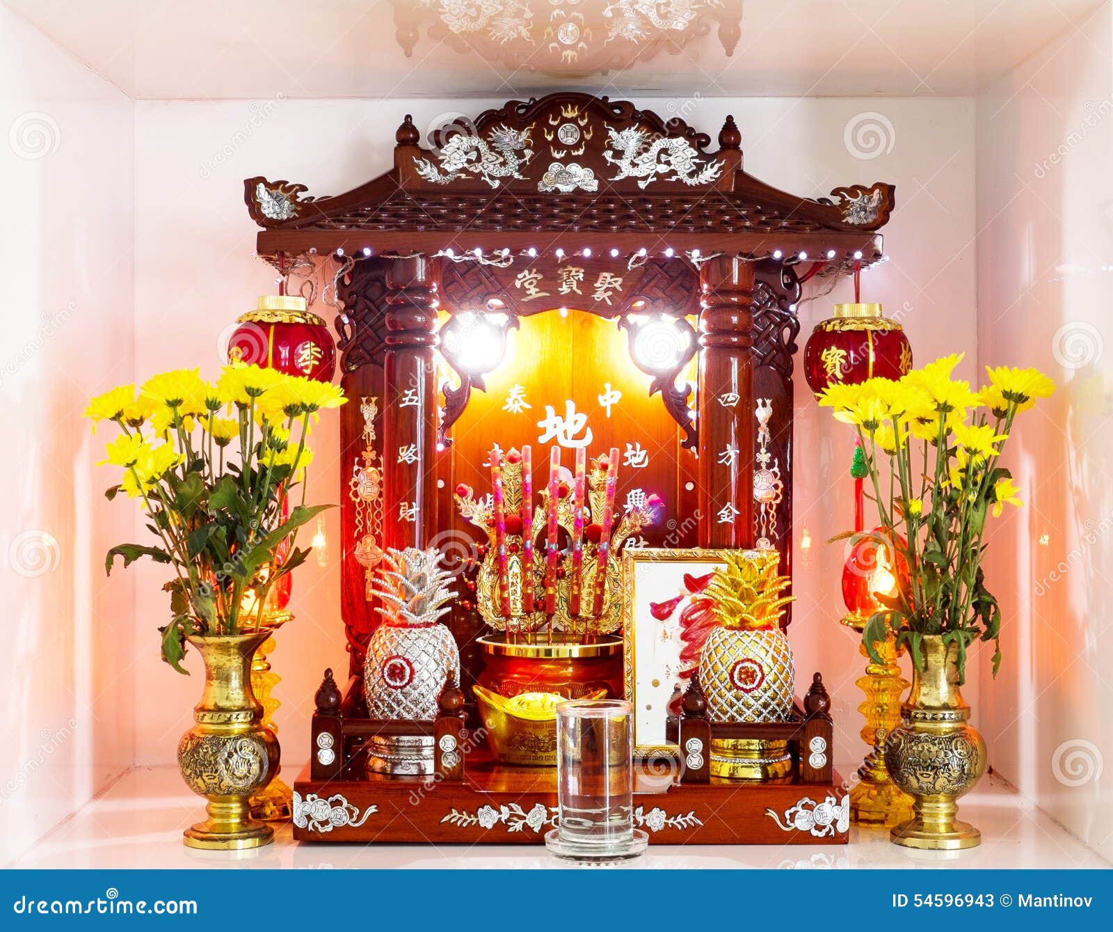 Chinese household shrine stock image. Image of habitat - 54596943