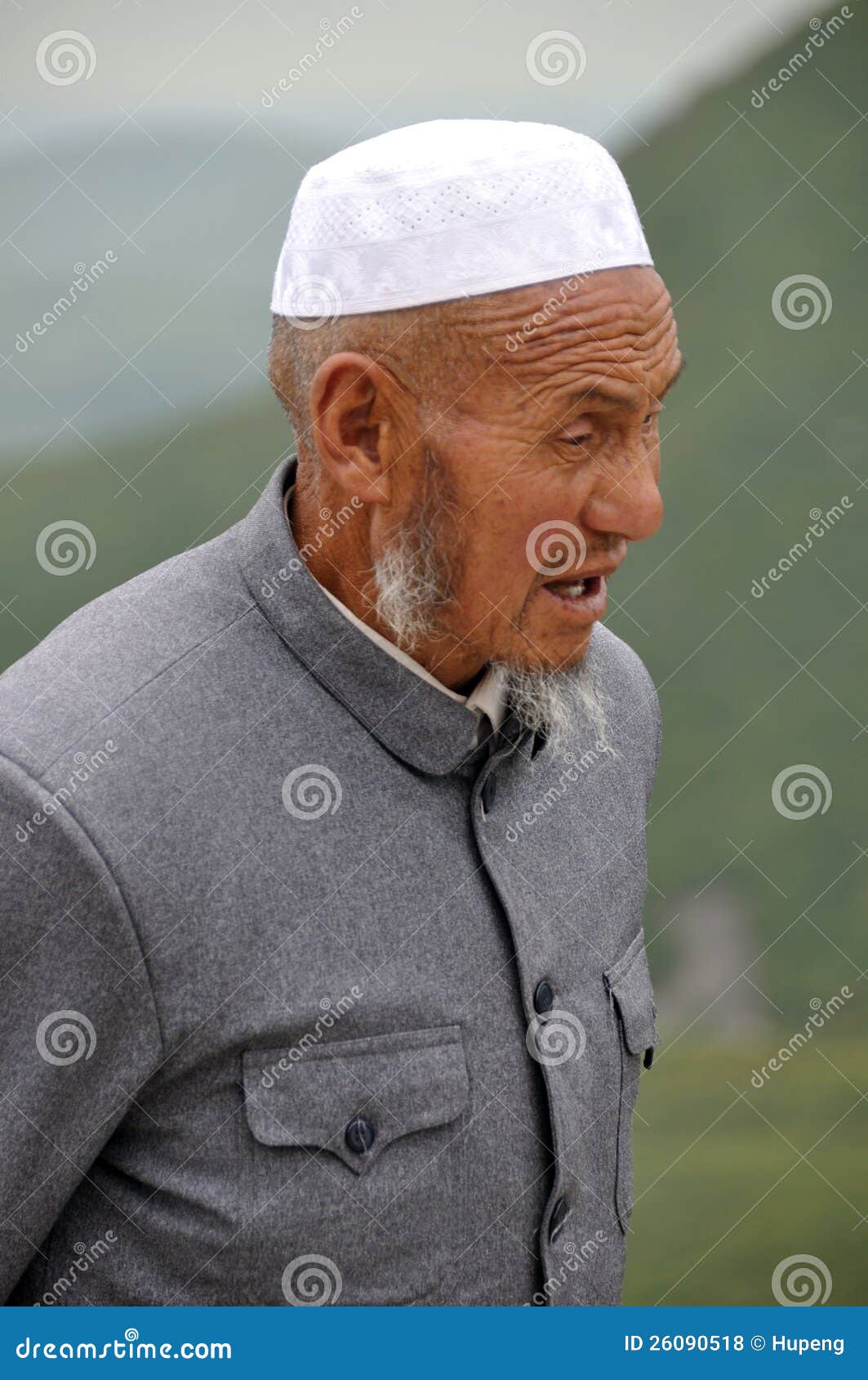 Chinese Hui old man editorial stock photo. Image of ethnic - 26090518