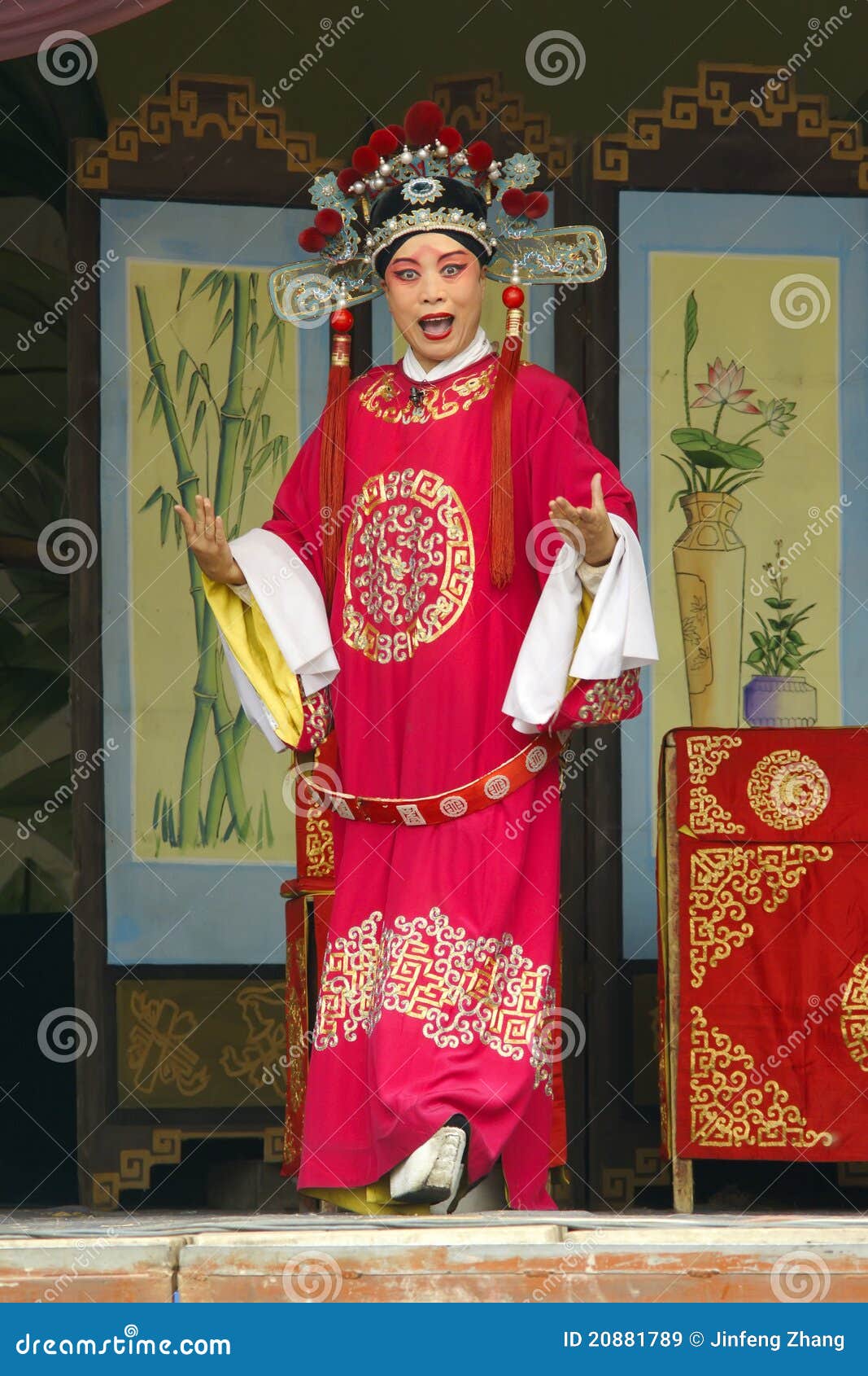 Chinese Jin Opera editorial stock image. Image of crown - 20881789