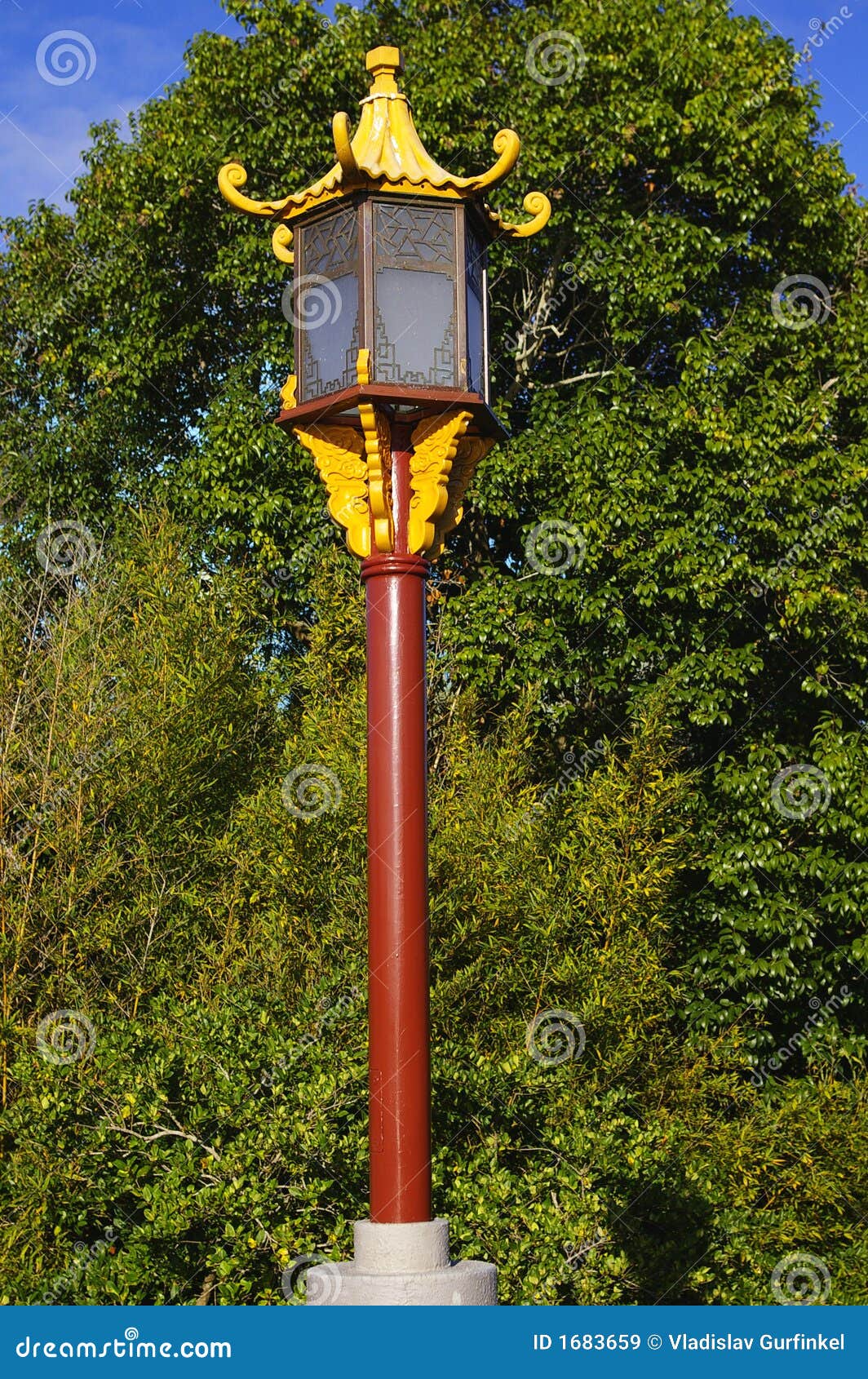 Chinese lamppost stock image. Image of remains, style - 1683659
