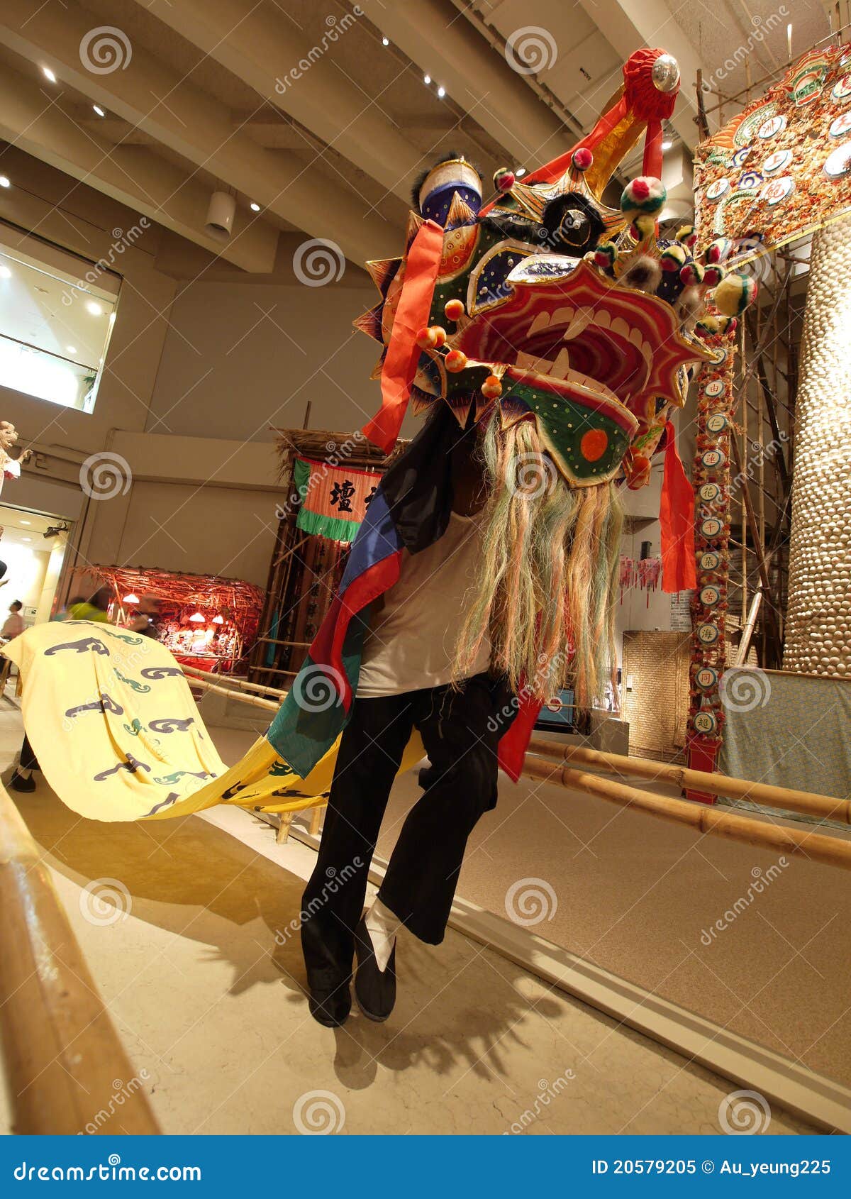 Chinese Lion Dance editorial image. Image of events, dance - 20579205