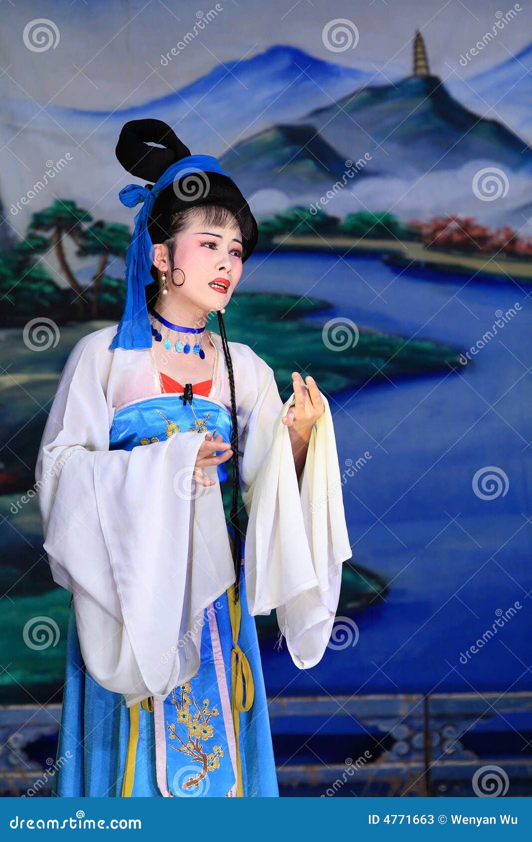 Chinese local opera editorial stock photo. Image of mother - 4771663