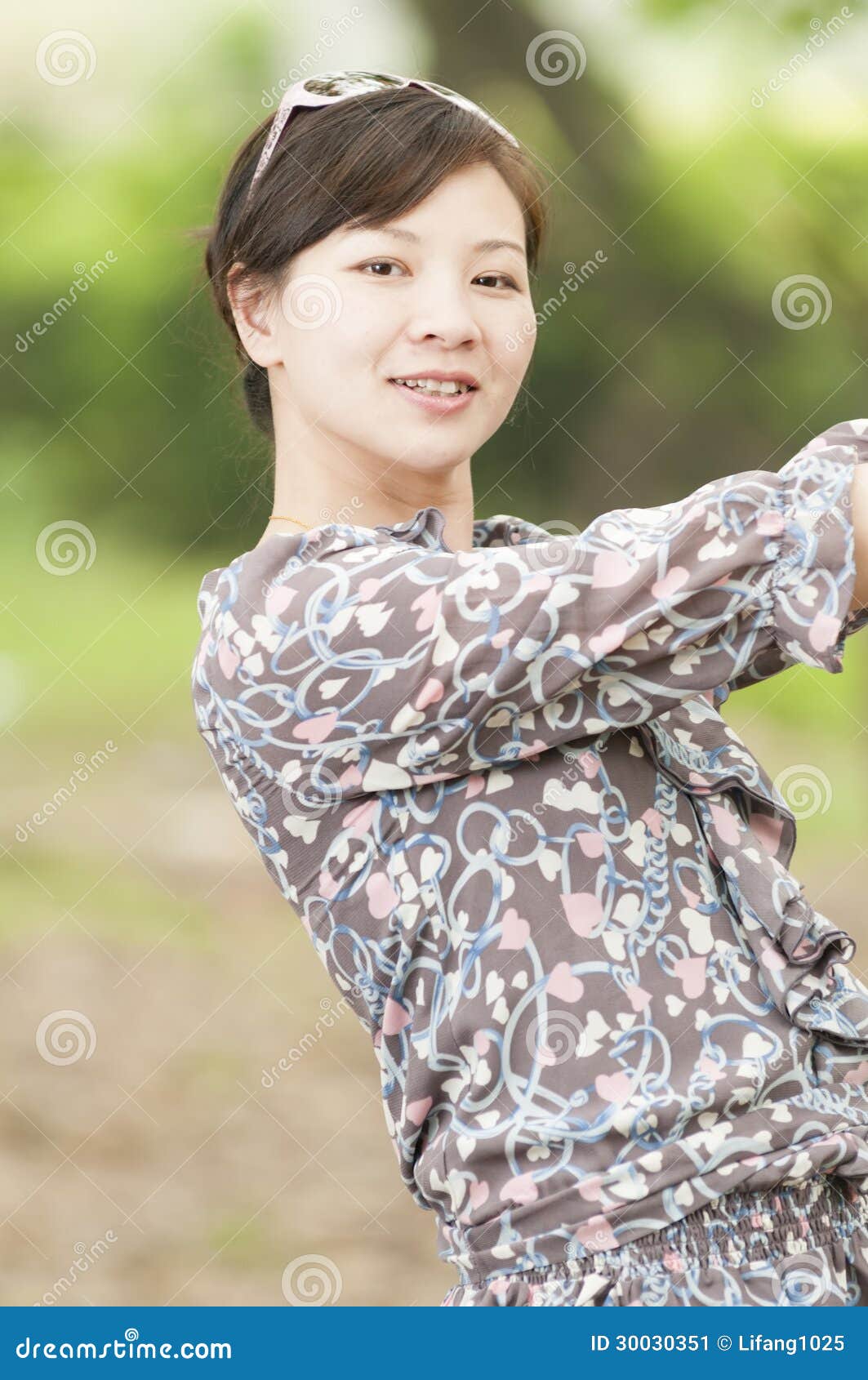 Chinese lovely girl stock image. Image of sunset, green - 30030351