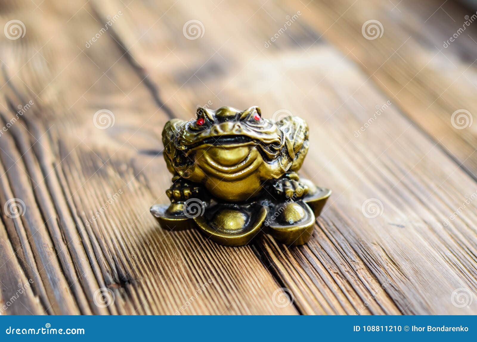 Chinese Toad on Wooden Background Stock Photo - Image of currency ...