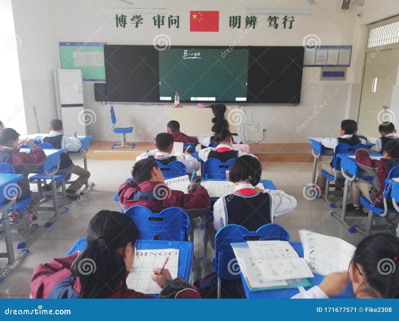 Chinese Middle School Students in Class Editorial Photo - Image of zibo ...