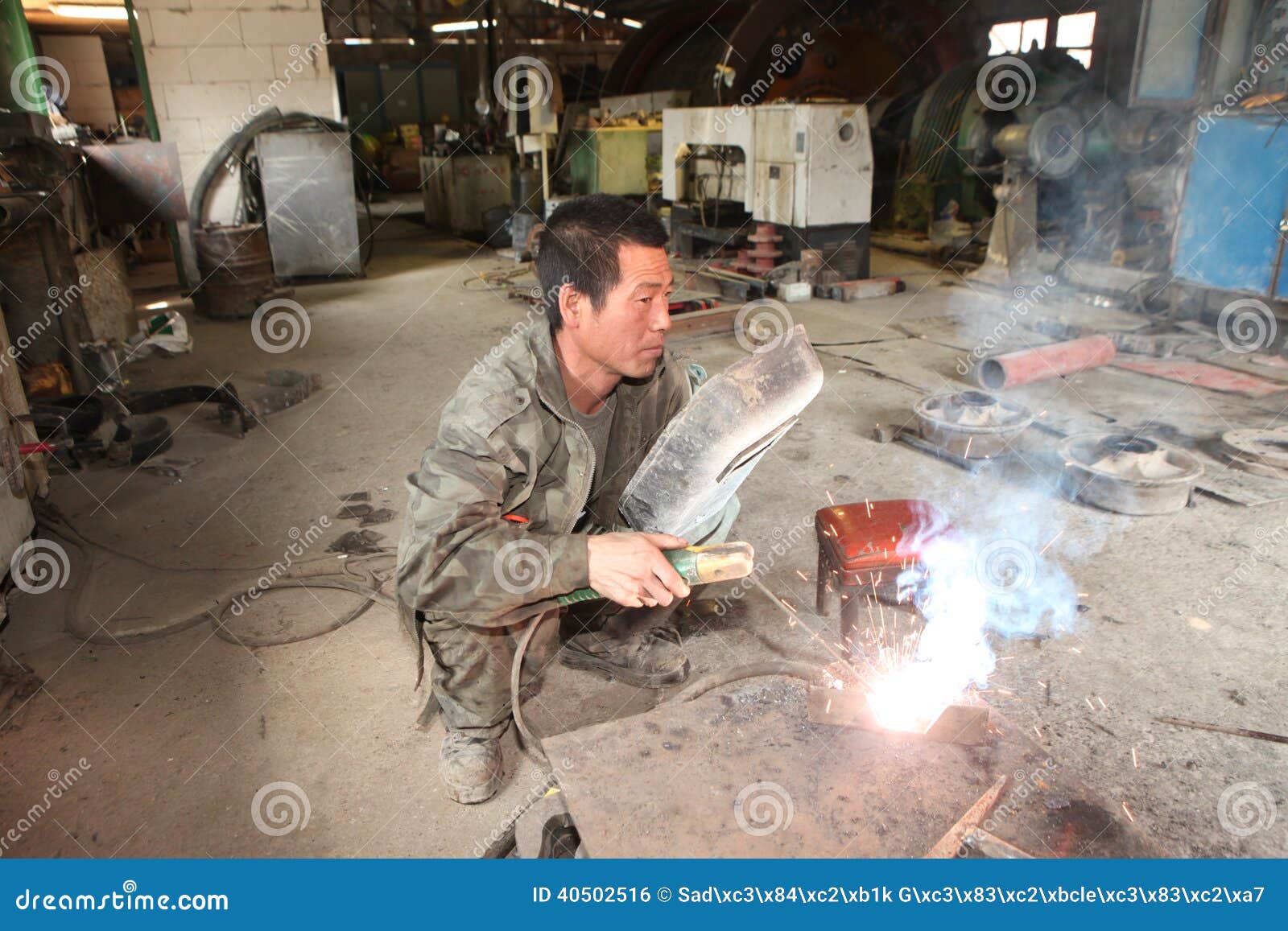 Chinese mine workers editorial photo. Image of heavy - 40502516