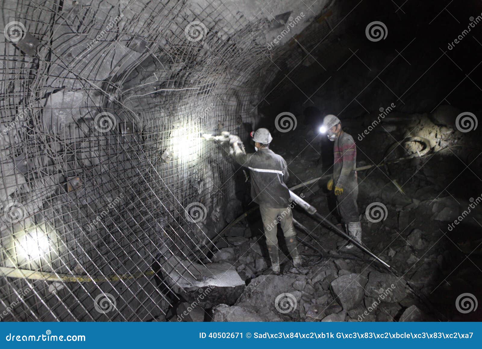 Chinese mine workers editorial photo. Image of miners - 40502671