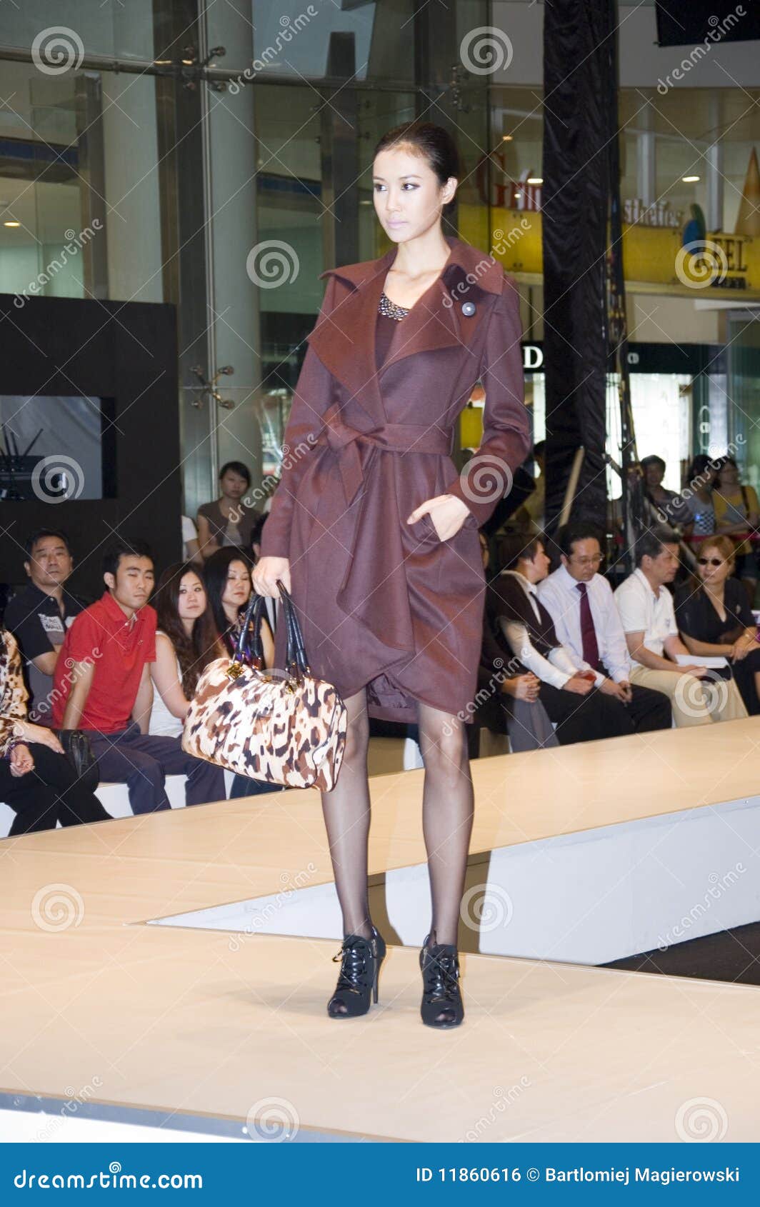 Chinese Modellen in De Week Van De Manier Shenzhen Redactionele Foto ...