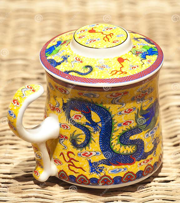 Chinese mok stock afbeelding. Image of kleurrijk, werktuig - 34834667