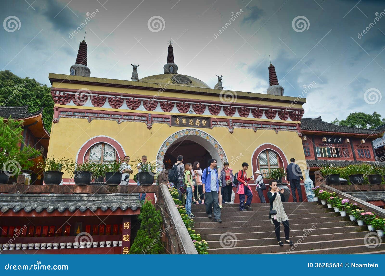 Chinese Monastery editorial stock image. Image of religion - 36285684