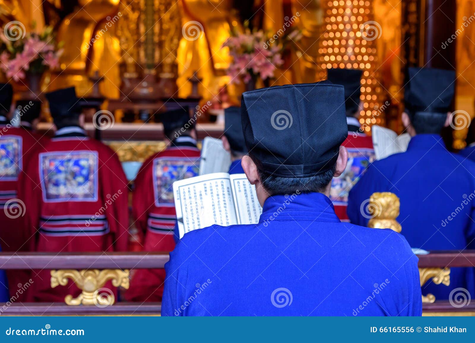 The Chinese Monks Chanting In Wat Phanan Choeng,Thailand. Editorial ...