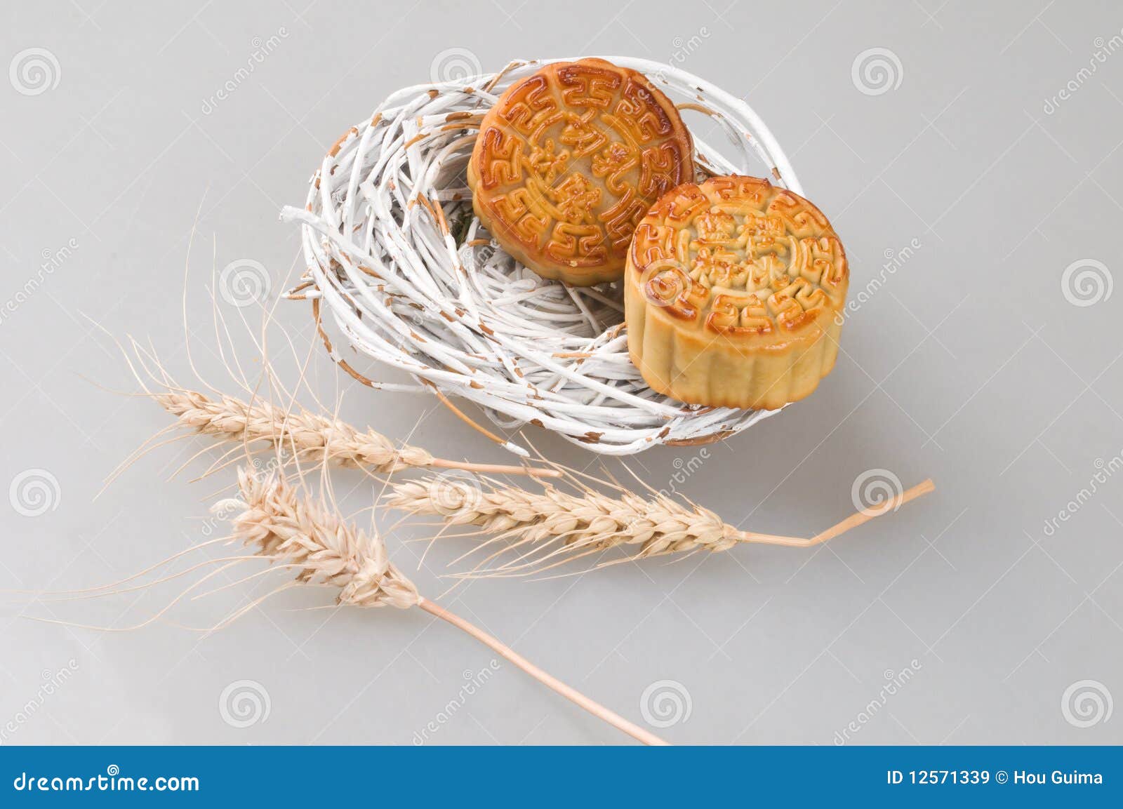 Chinese Moon Cakes and Wheat Stock Image - Image of cake, closeup: 12571339