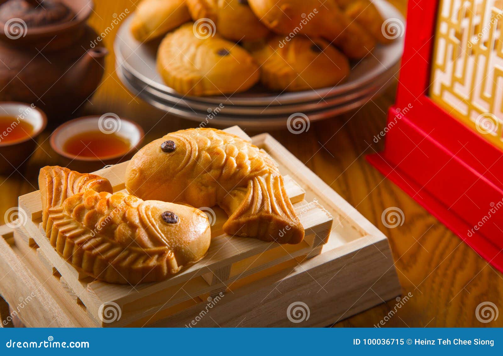 Chinese mooncake biscuit stock image. Image of traditional - 100036715