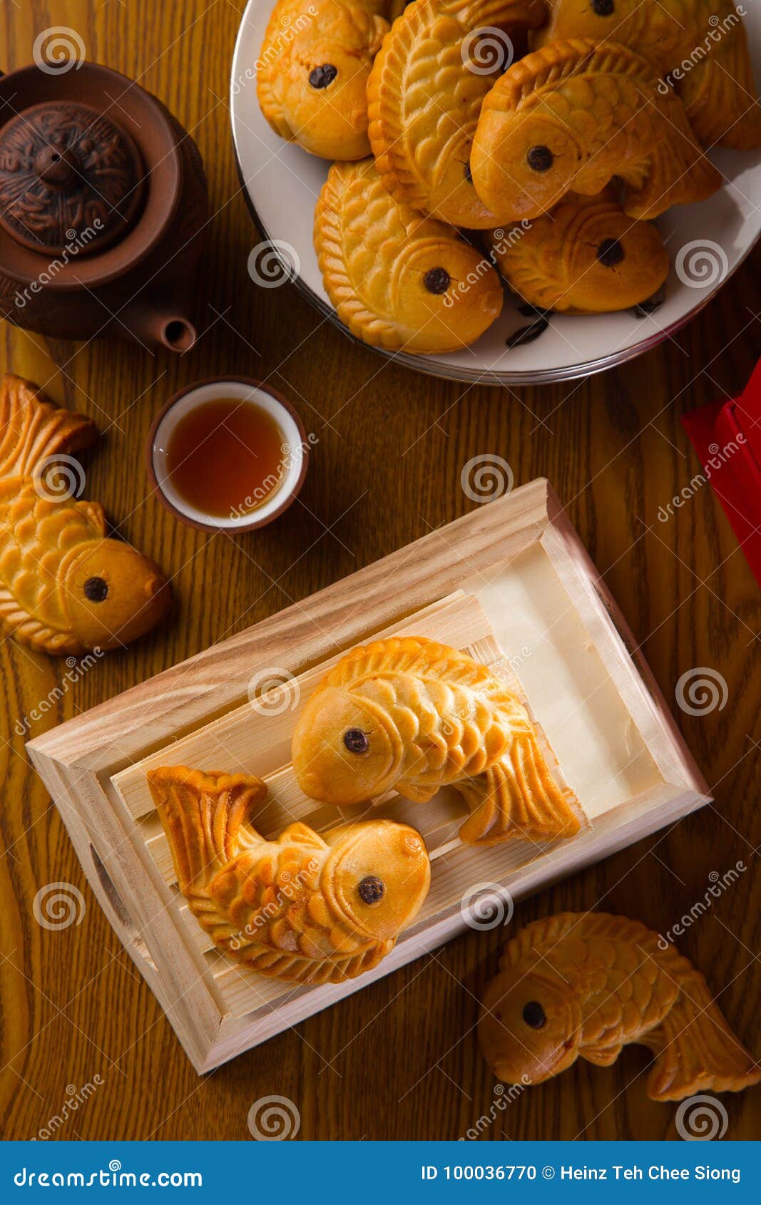 Chinese mooncake biscuit stock photo. Image of festive - 100036770