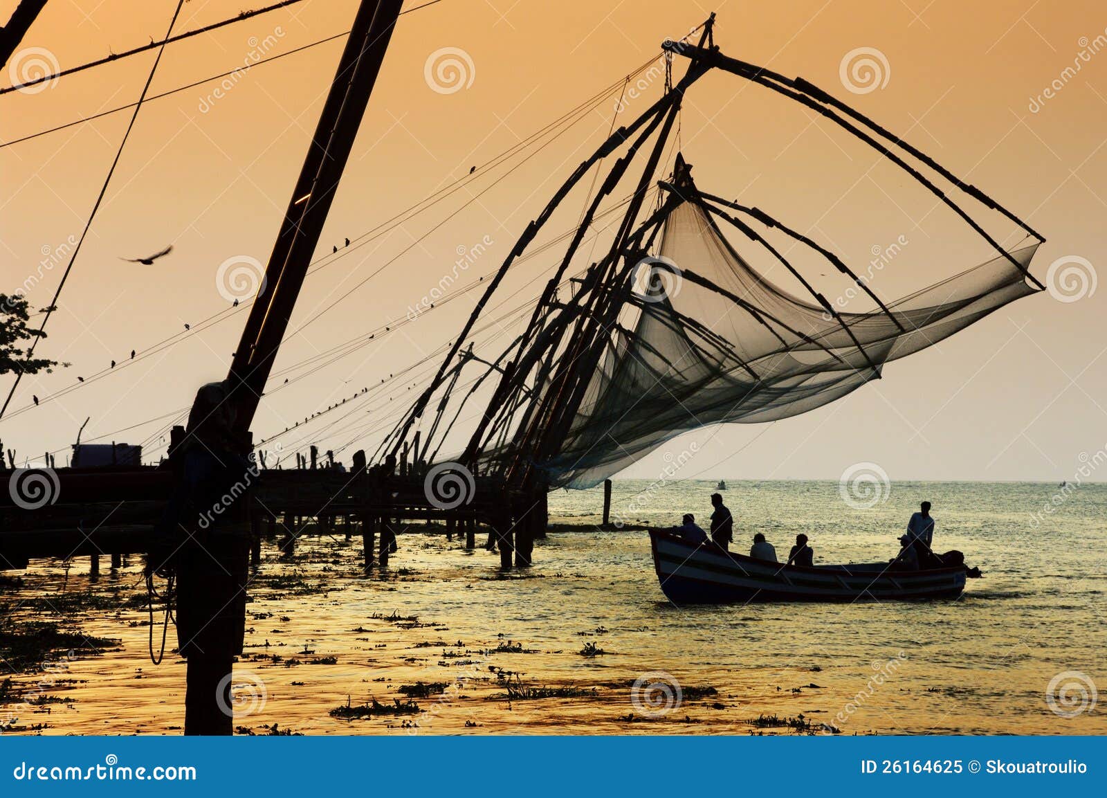 Chinese nets stock image. Image of cochin, dock, waves - 26164625