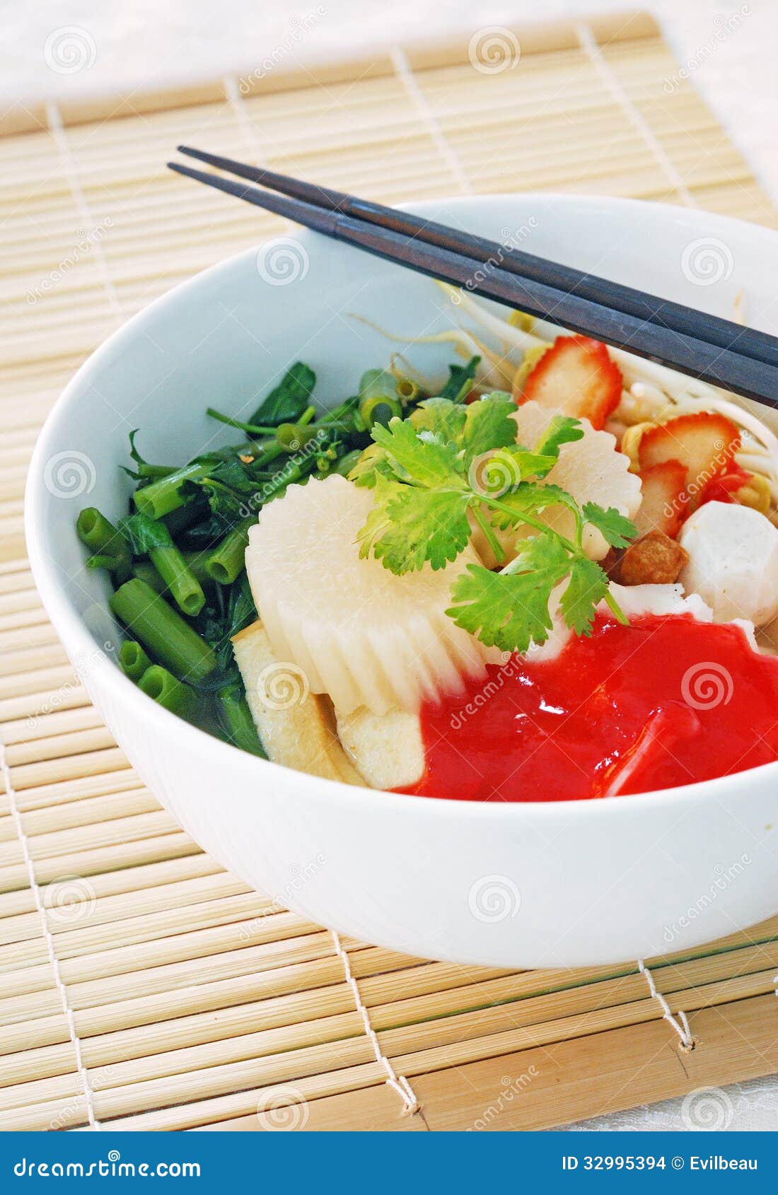 Chinese noodle stock photo. Image of healthy, soup, cuisine - 32995394