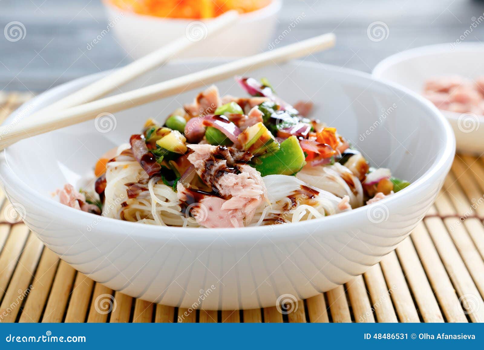 Chinese Noodles Bowl Stock Photos - Download 30,259 Royalty Free Photos