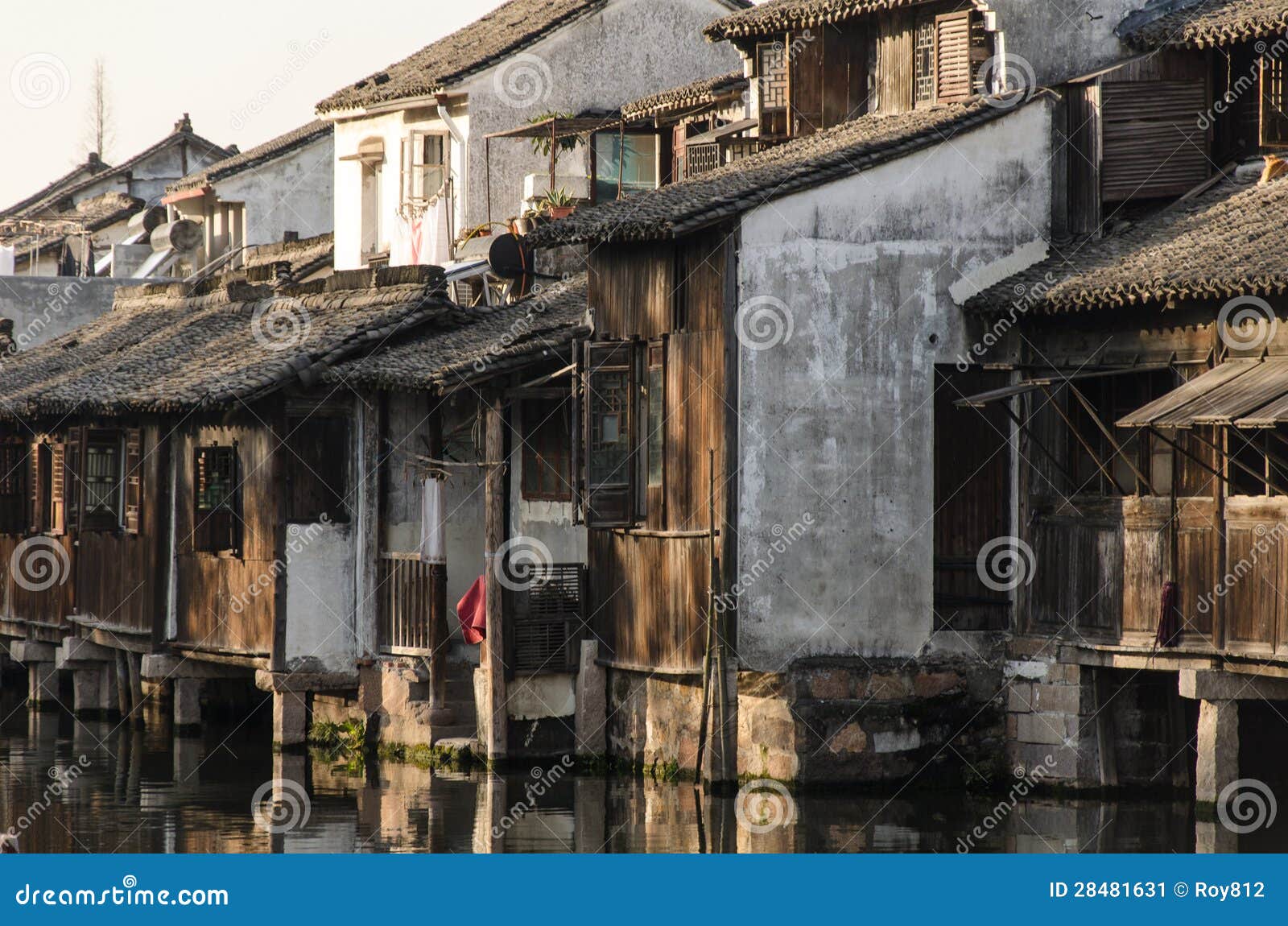 Chinese old house stock image. Image of winter, china - 28481631
