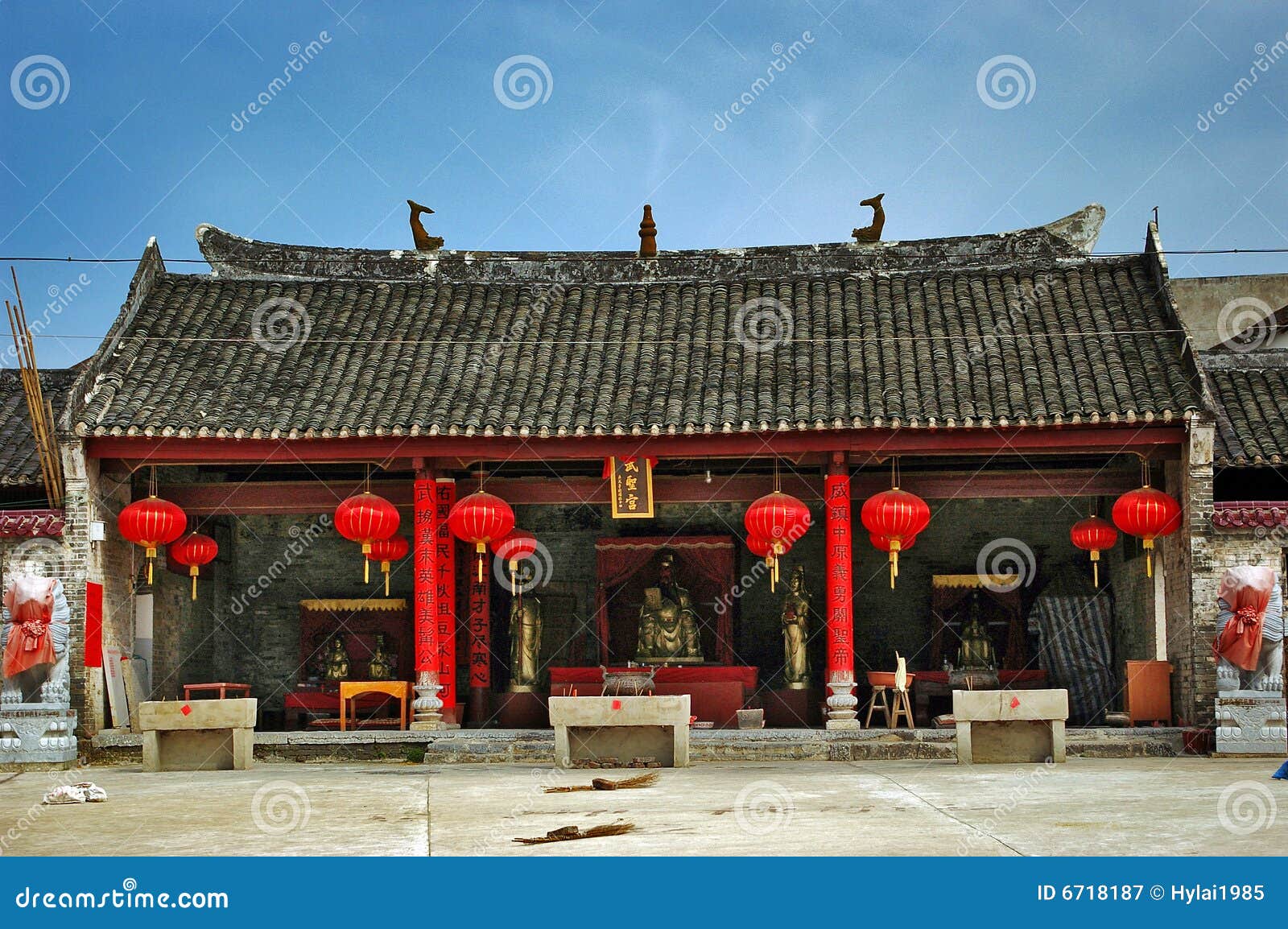 Chinese Old house stock image. Image of windows, china - 6718187
