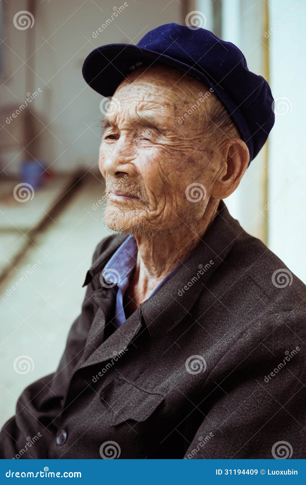 Chinese old man stock image. Image of chinese, senior - 31194409