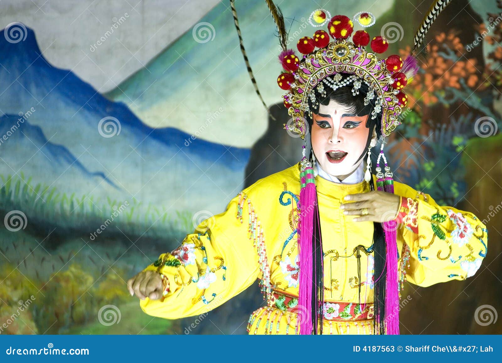 Chinese Opera editorial stock photo. Image of actor, heritage - 4187563
